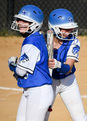 Wildcats cruise easily in home softball victory over Midd-West | News ...
